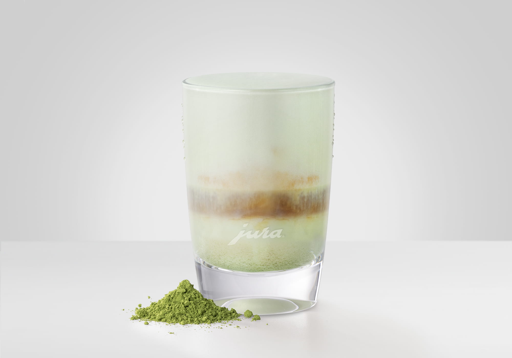 Recipe Cold Brew Matcha Latte - JURA Coffee Machines - Specialities ...